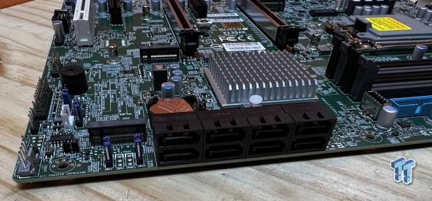 Supermicro X13SAE Workstation (Intel W680) Motherboard Review