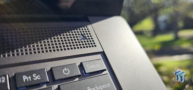 AMD Ryzen AI 9 HX 370 "Strix Point" APU: Windows 11 23H2 vs. 24H2