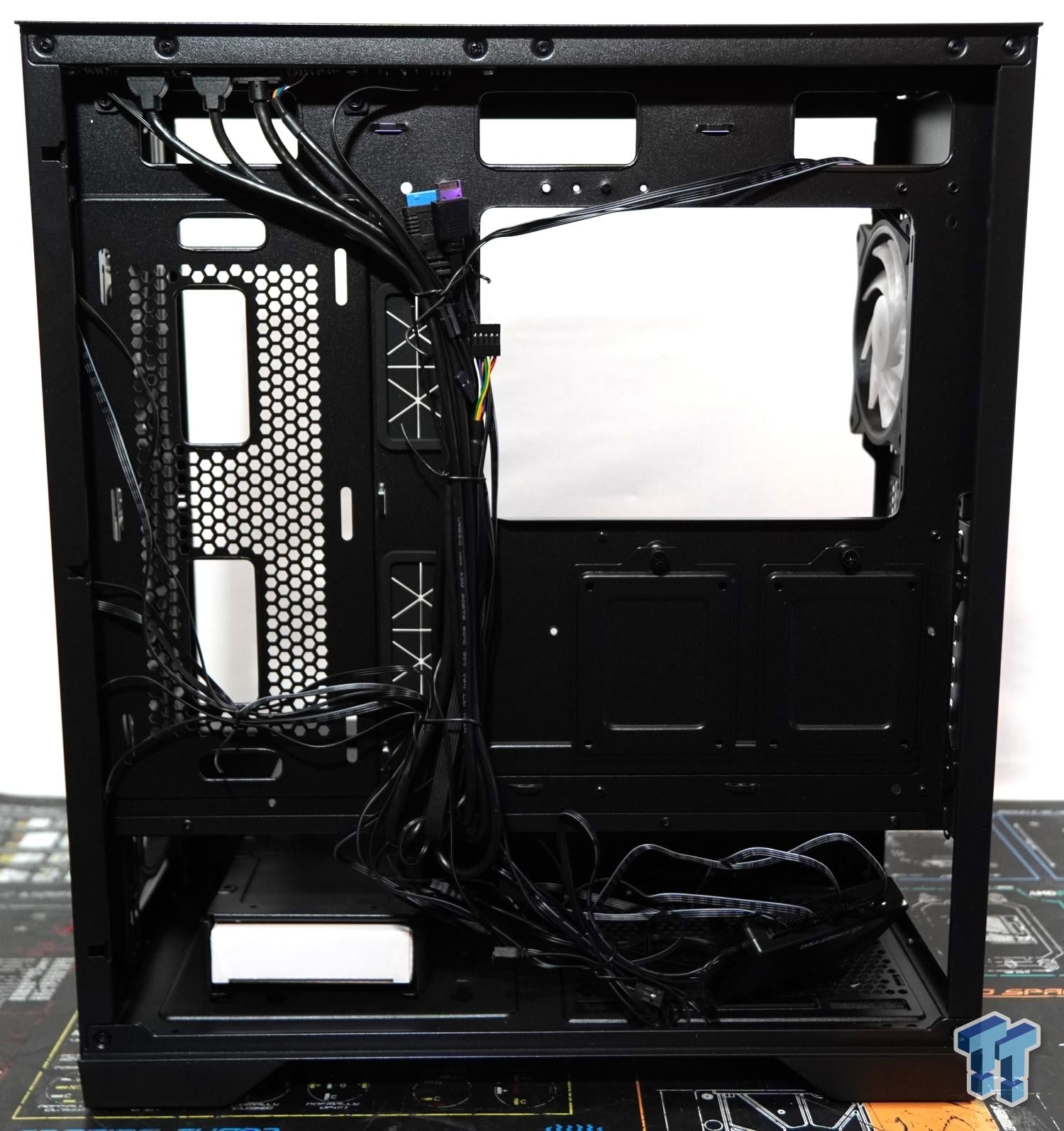 Chieftec APEX E-ATX Chassis Review