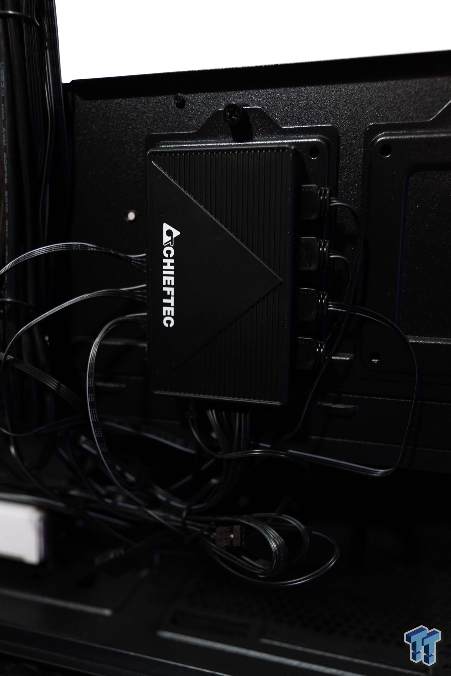 Chieftec APEX E-ATX Chassis Review