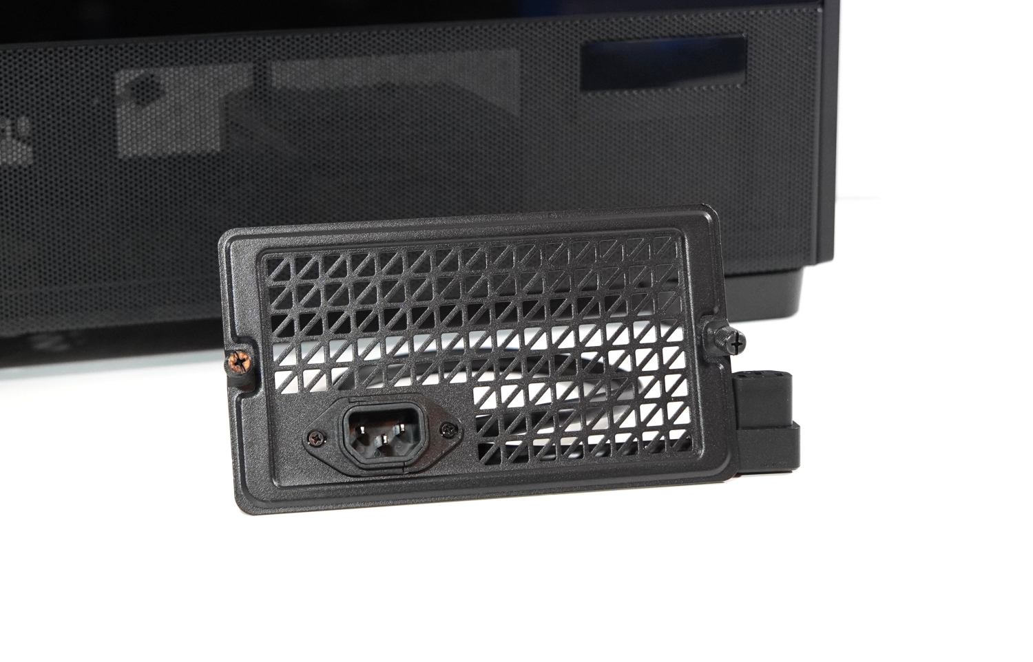 Antec FLUX Pro Full Tower Chassis Review