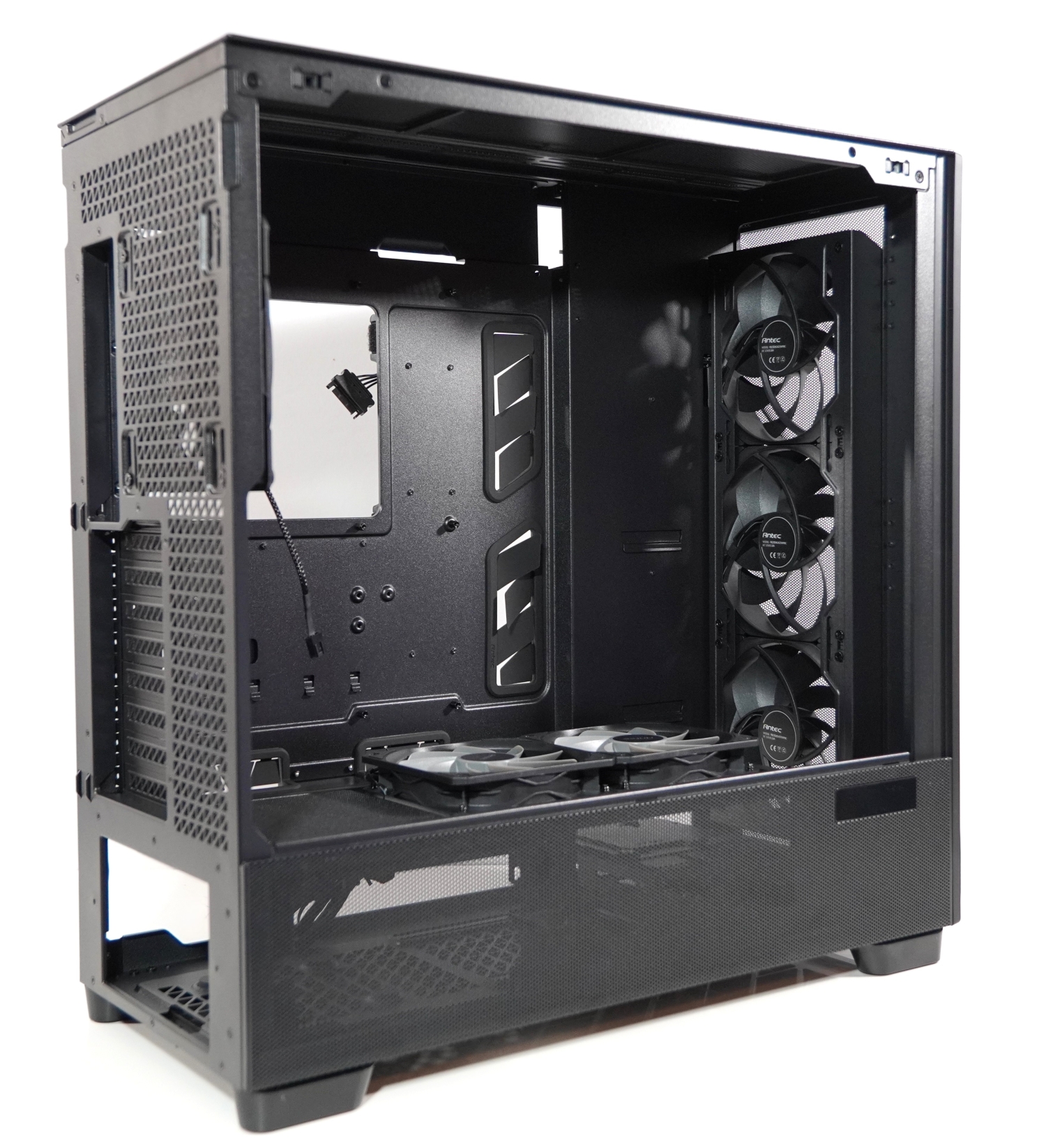 Antec FLUX Pro Full Tower Chassis Review
