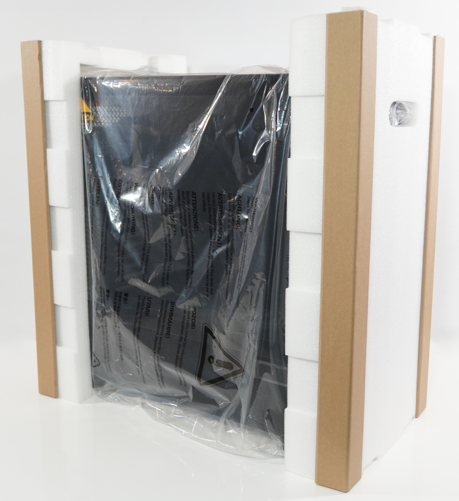 Antec FLUX Pro Full Tower Chassis Review