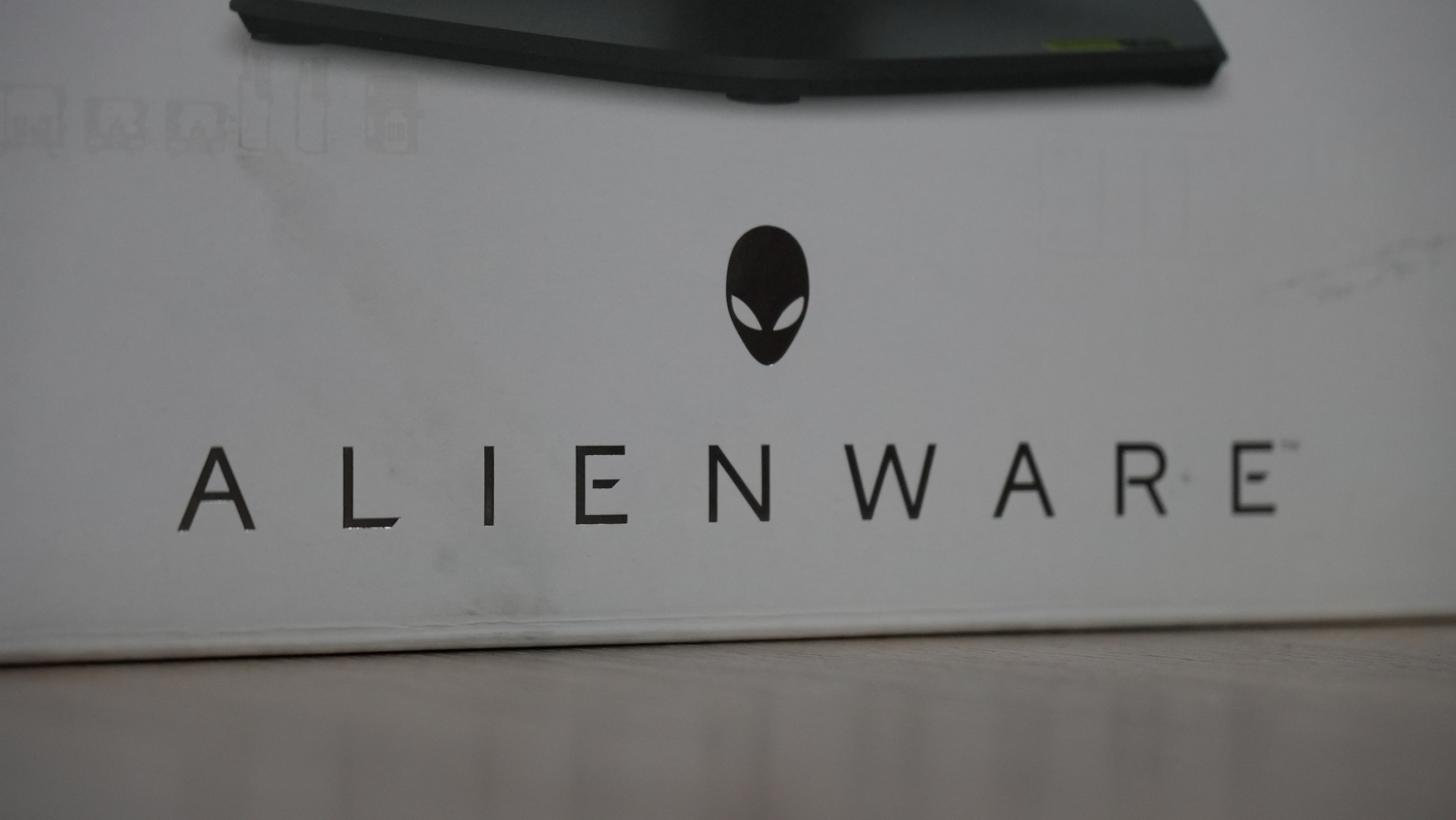 Alienware AW2725QF Dual Resolution Monitor Review: 4K and 1080p Gaming ...