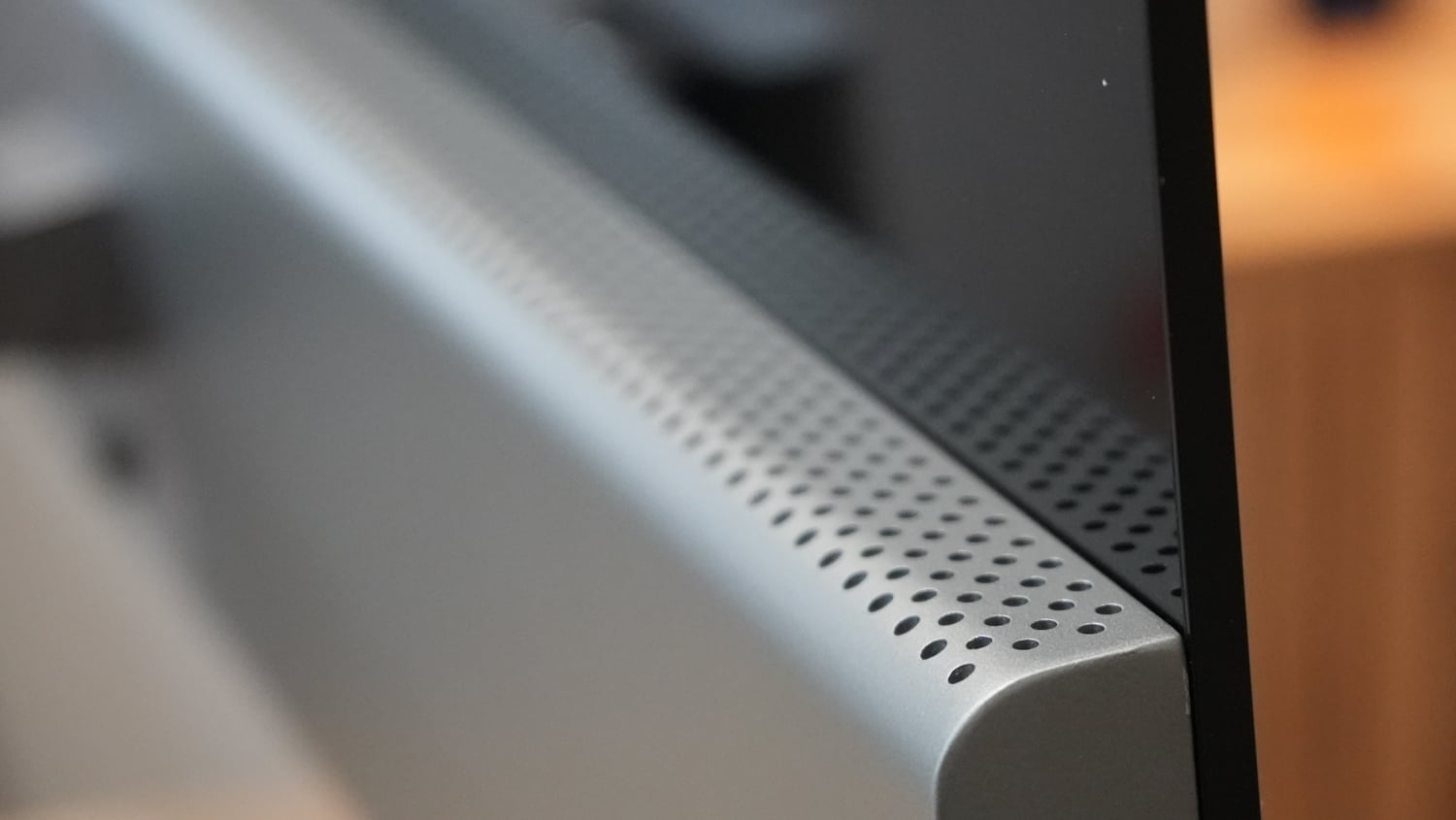 ALOGIC 40-inch Edge Ultrawide Monitor Review - A Productivity Beast for ...