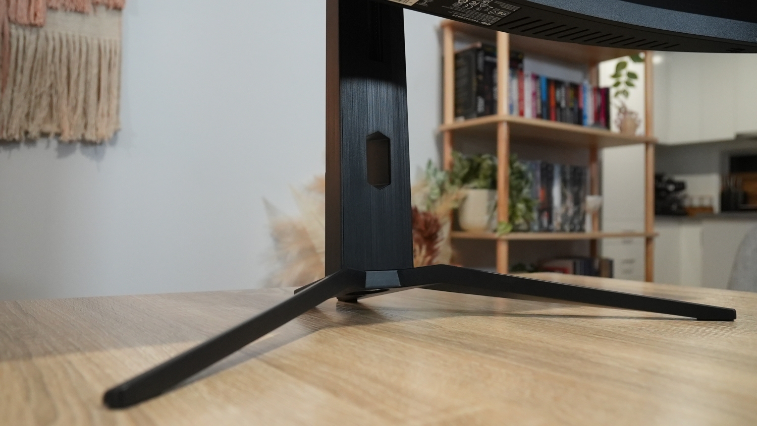 MSI MAG 321CUPDF Review - World's First Dual-Mode Curved Gaming Monitor