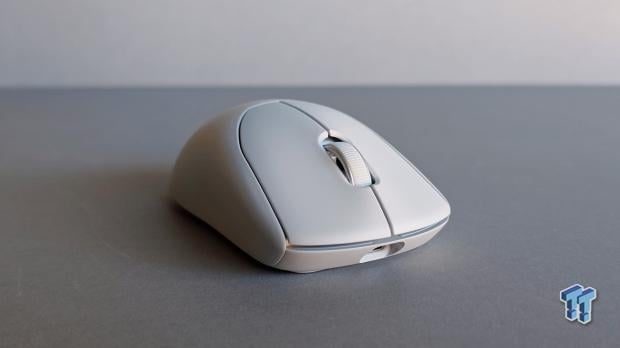 alienware wireless mouse white