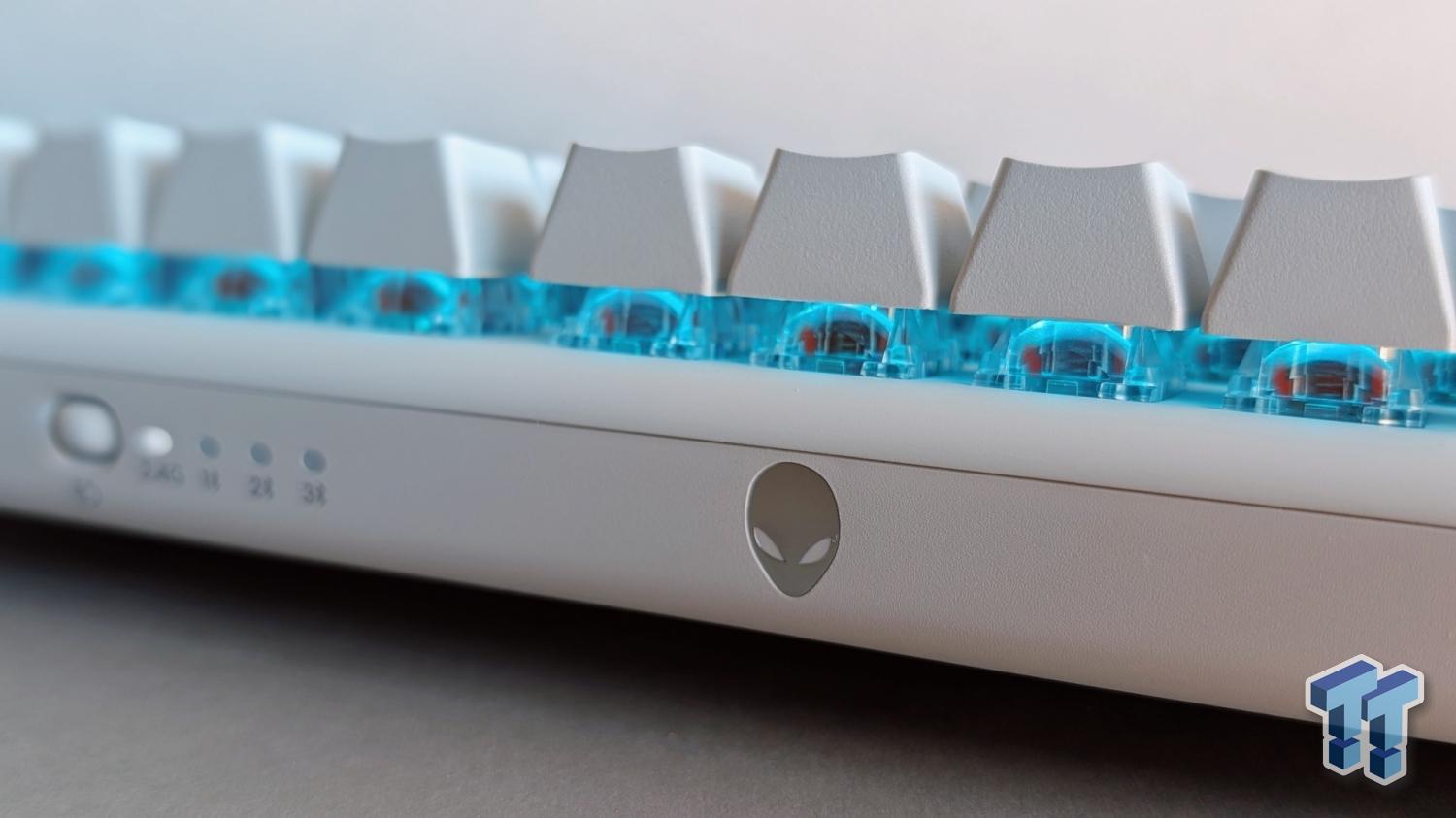 Alienware Pro Wireless Gaming Keyboard Review - Best-in-Class RGB meets ...