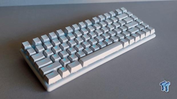 Alienware Pro Wireless Gaming Keyboard Review - Best-in-Class RGB meets ...