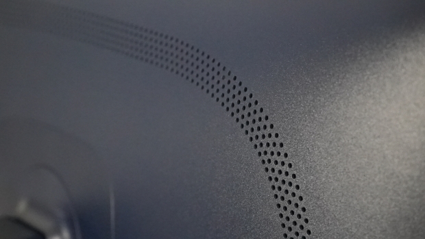 Alienware AW2725DM Gaming Monitor Review - 27-inch 1440p at 180Hz for $220