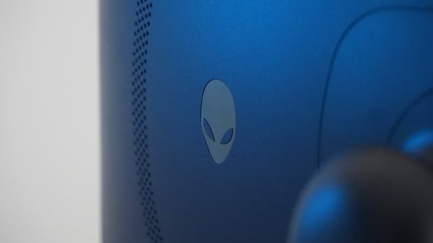 Alienware AW2725DM Gaming Monitor Review - 27-inch 1440p at 180Hz for $220
