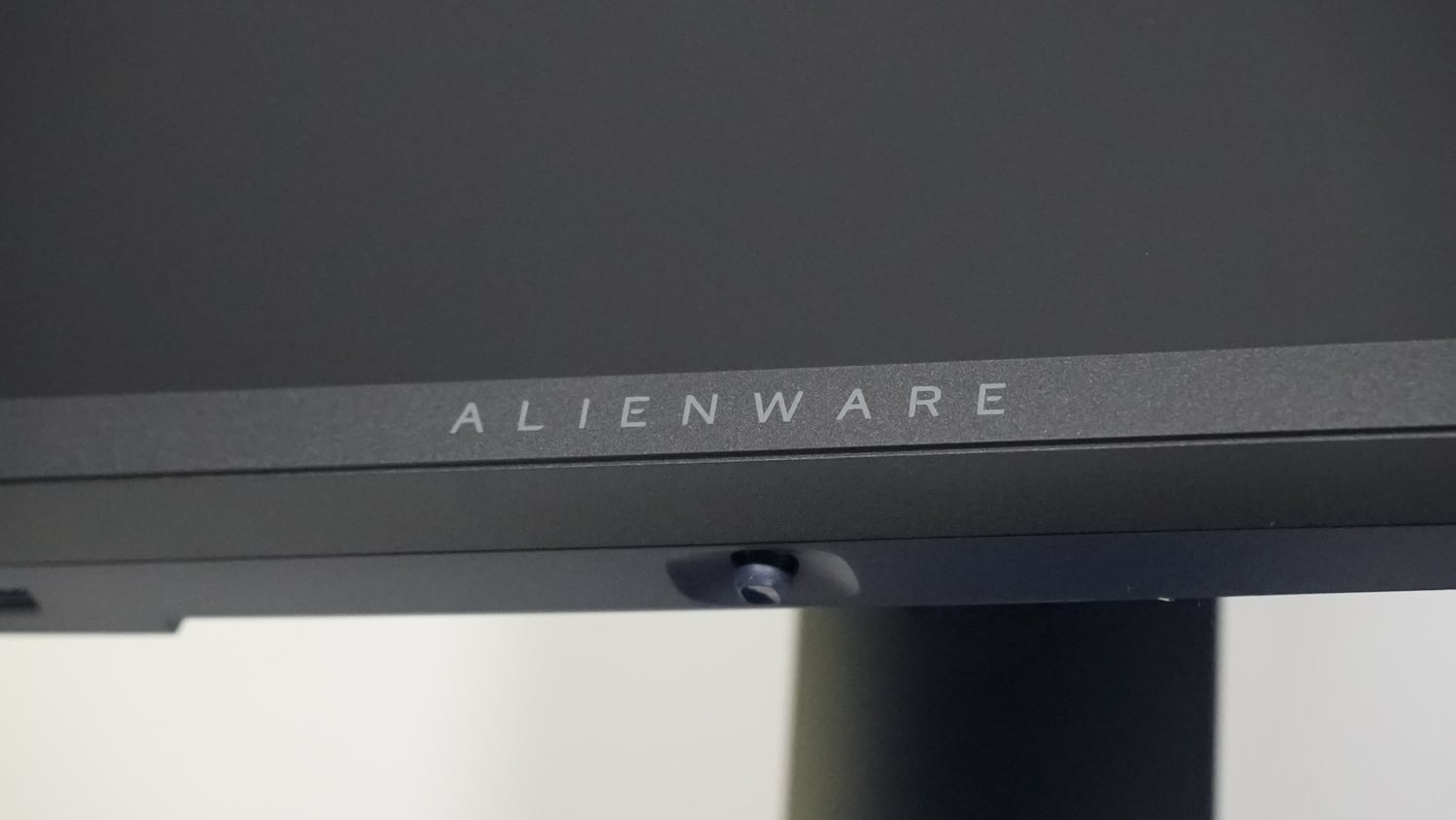 Alienware 25 AW2525HM Gaming Monitor Review - 1080p 320Hz for $349
