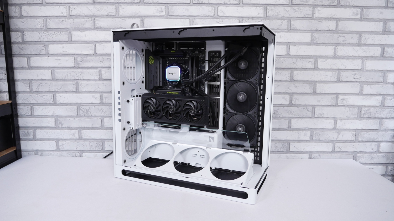 HAVN HS 420 VGPU Mid-Tower Chassis Review
