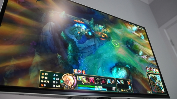 Samsung 27-inch Odyssey OLED G6 (G60SF) Gaming Monitor Review - 1440p (QHD) at 500Hz for $999