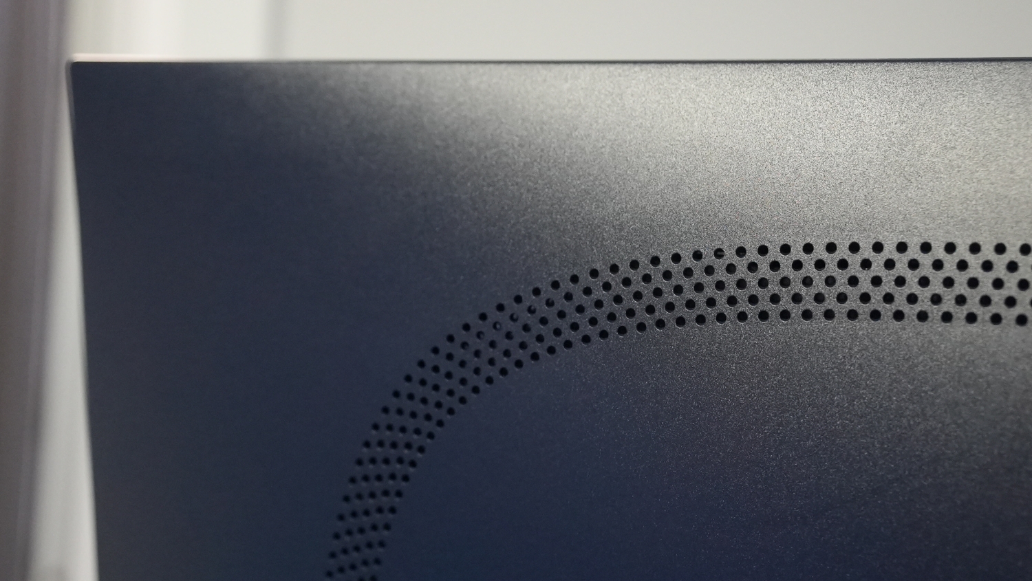 Alienware AW3425DW Gaming Monitor Review - 34-inch 240Hz QD-OLED for $800