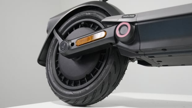 Segway Ninebot E3 Pro Review - Comfort, Range, and Tech in One Package