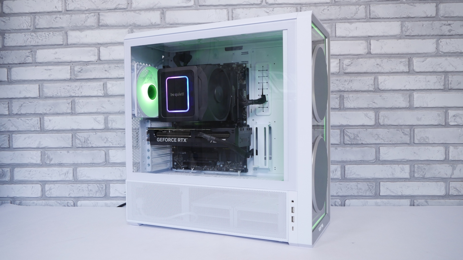 Lian Li LANCOOL 217 INF Mid-Tower Chassis Review