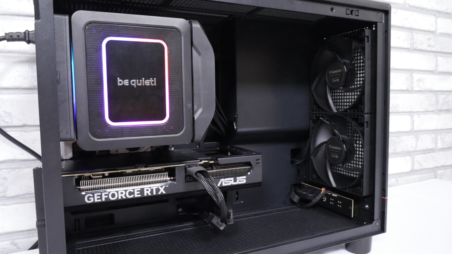 GAMDIAS ATHENA M4M Compact Micro Tower Chassis Review