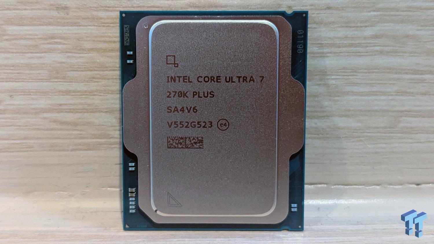 Intel Core Ultra 7 270K Plus CPU Review - The 285K is now obsolete