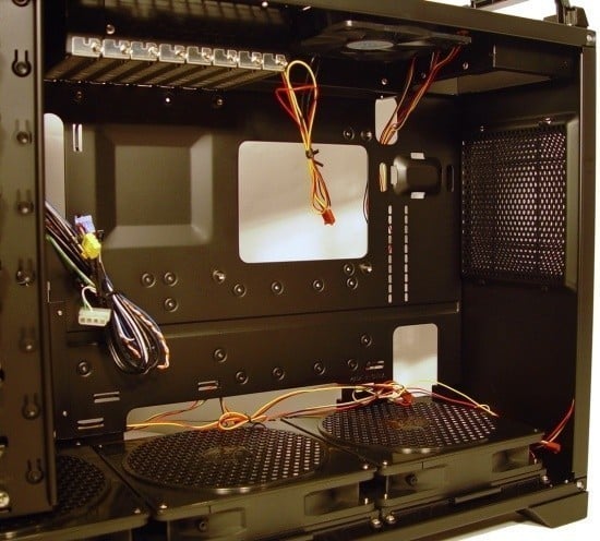 SilverStone Raven RV02-BW Case