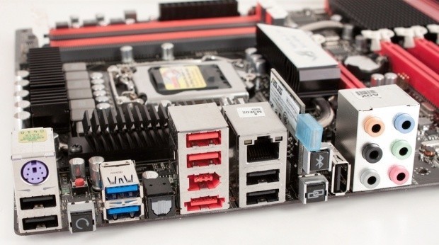 ASUS Maximus III Extreme (P55 Express) Motherboard