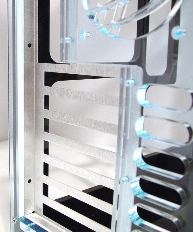 Danger Den Black-Series Tower 21 Bruiser Chassis