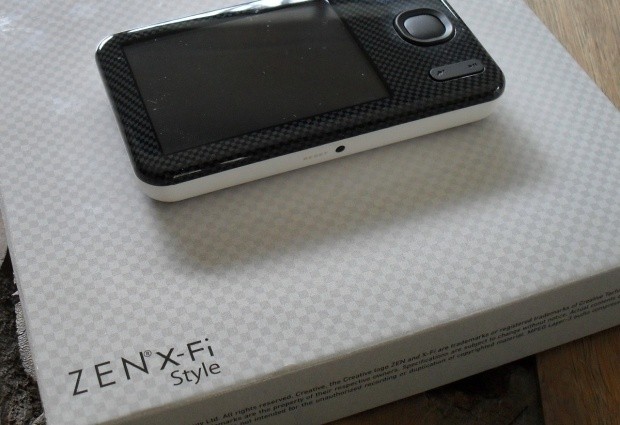 Creative Zen X-Fi Style 8GB MP3 and Video Player