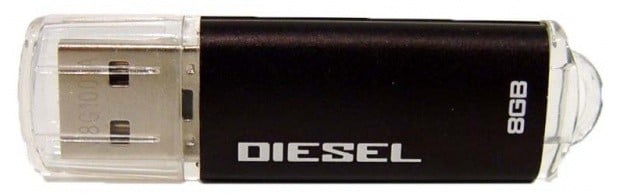 2010 Thumb Drive Roundup - 16 USB 2.0 and USB 3.0 Drives Prodded and Tested