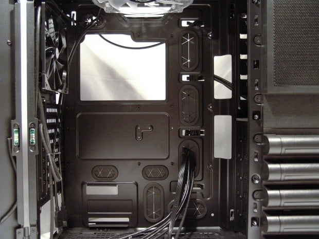 Thermaltake Level 10 GT Full Tower Gaming Chassis Review