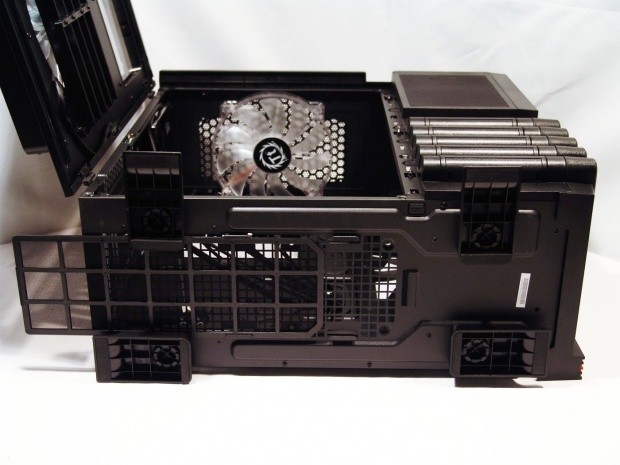 Thermaltake Level 10 GT Full Tower Gaming Chassis Review