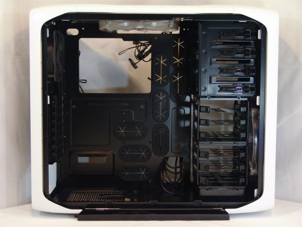 Corsair White Graphite Series 600T Mid Tower Case Review