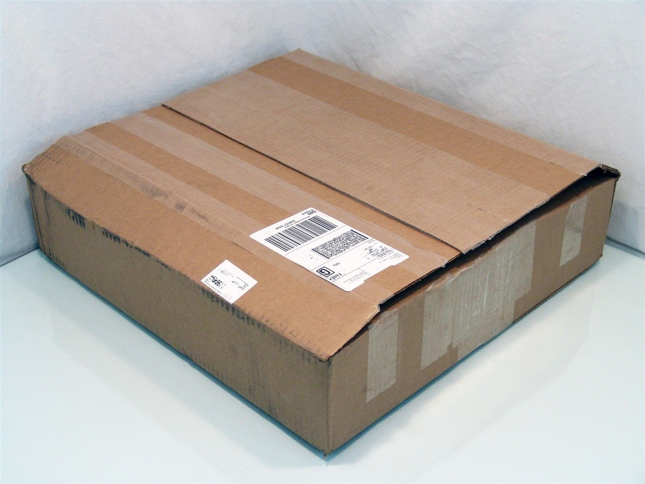 Danger Den Q20 Black Series Shadow Acrylic Chassis Review | TweakTown