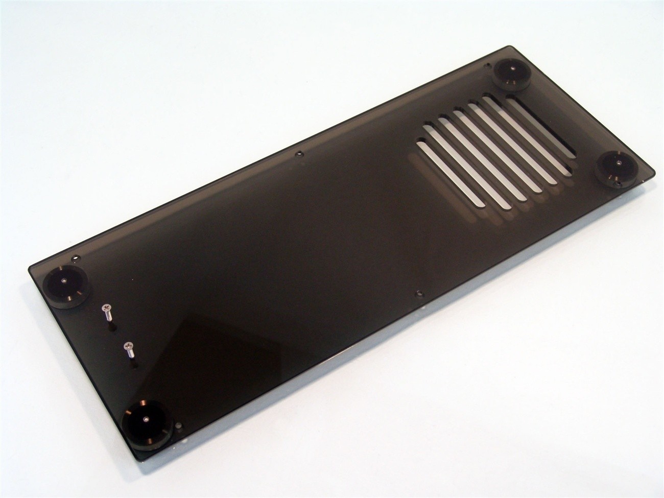 Danger Den Q20 Black Series Shadow Acrylic Chassis Review | TweakTown