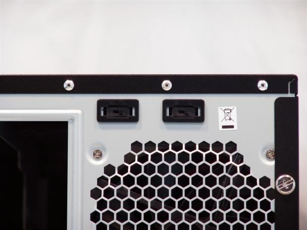 Antec Three Hundred Two Mid-Tower Chassis Review