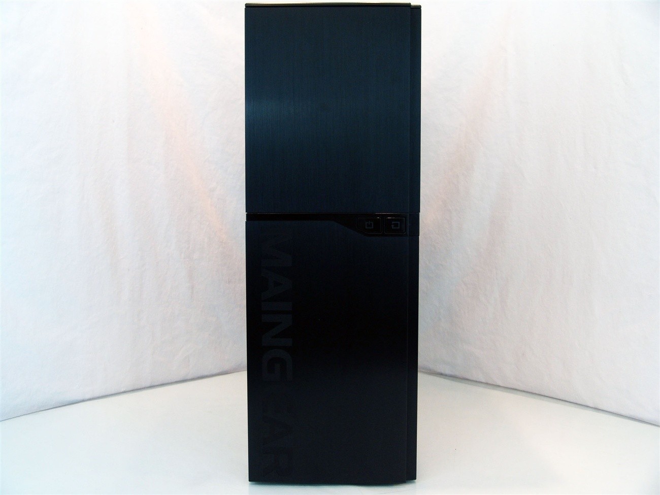 Maingear Shift Limited Edition Chassis Review | TweakTown