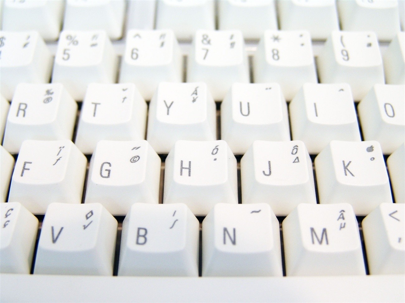 Matias Tactile Pro 3.0 Mechanical Keyboard Review | TweakTown