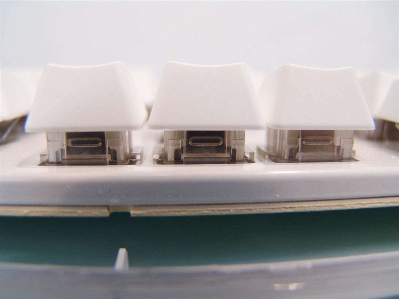 Matias Tactile Pro 3.0 Mechanical Keyboard Review | TweakTown