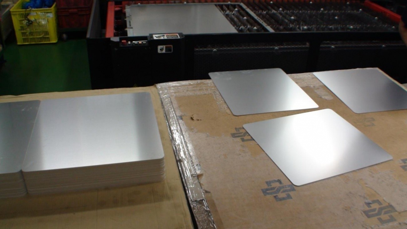 Lian Li Factory Tour Video - What goes into making an Aluminum Chassis ...