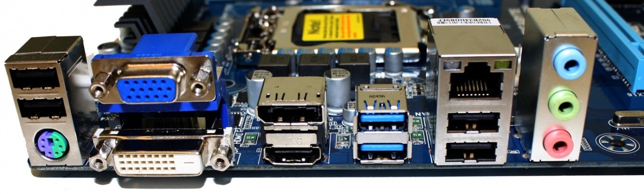 GIGABYTE Z77-HD4 (Intel Z77) Motherboard Review | TweakTown