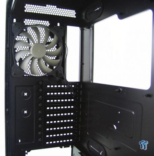 Corsair Graphite 780T Full-Tower Chassis Review