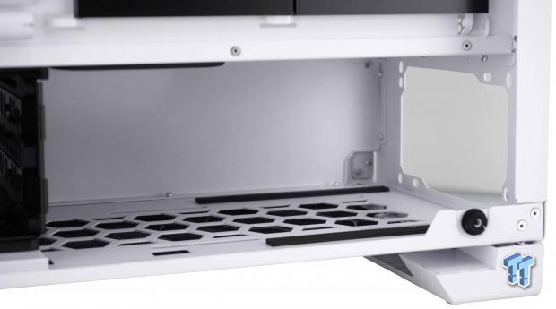 Lian Li Alpha 330 Mid-Tower Chassis Review