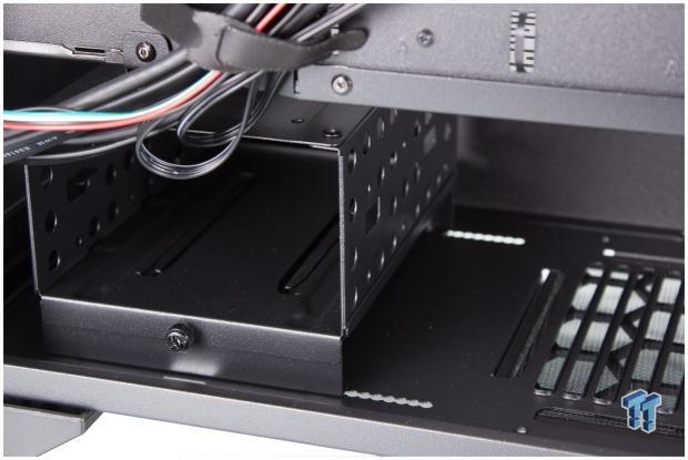 MAINGEAR Vybe Mid-Tower Chassis with APEX ICS Review