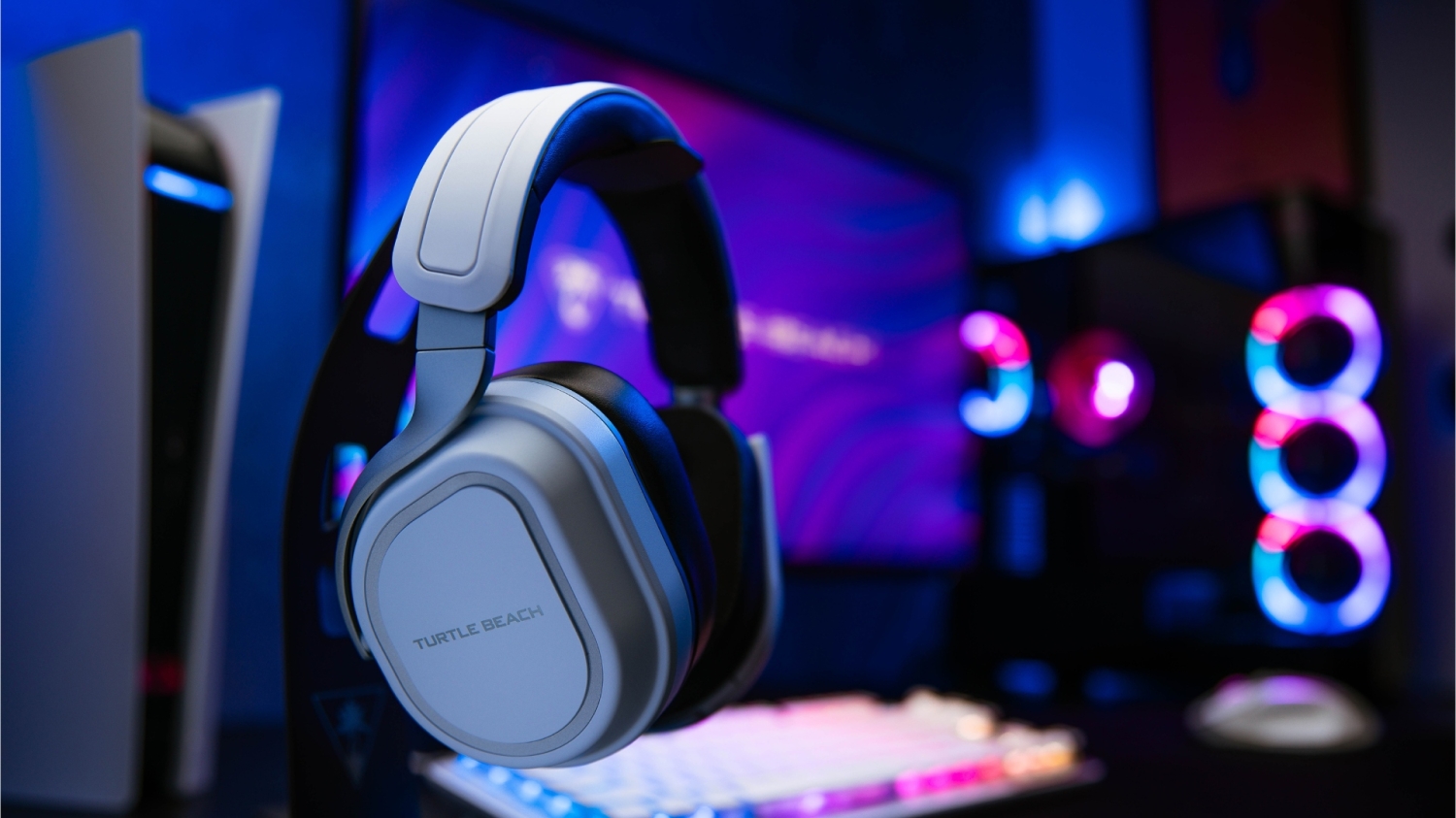 Turtle Beach Stealth 700 Gen 3 ships with two USB receivers for the new ...