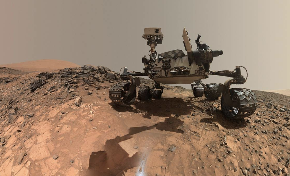 NASA releases photographs of the holes in the tires of the latest Mars ...