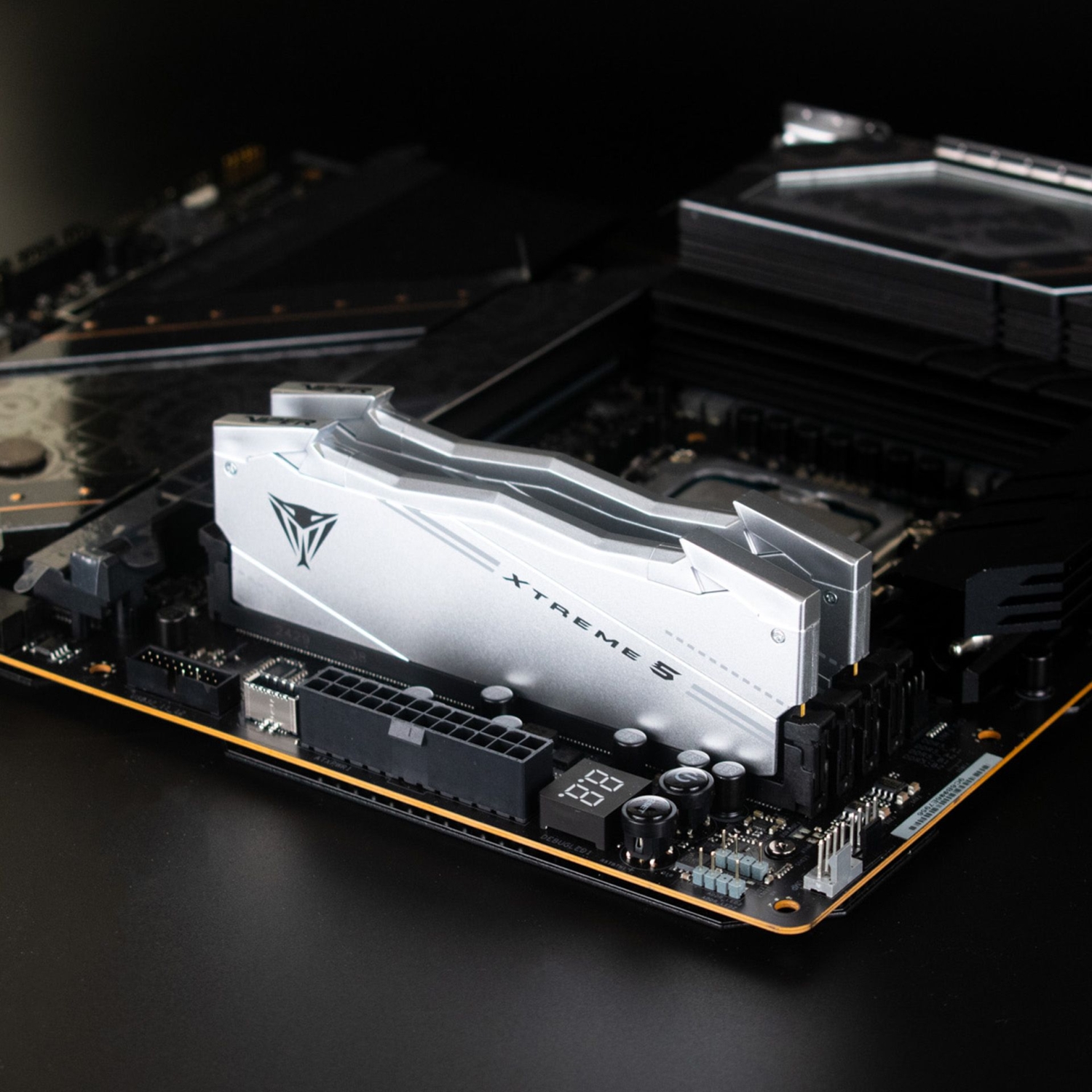 Patriot unleashes Viper Extreme 5 CKD Non-RGB RAM at CES 2025: up to ...
