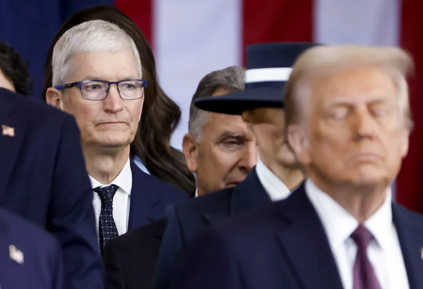 Apple to spend half a trillion dollars across the US over the next four ...