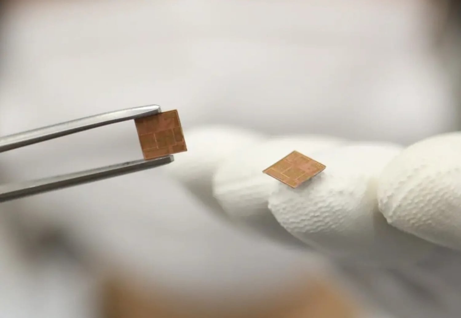 LG Innotek innovates by replacing solder balls with Copper Posts, for ...