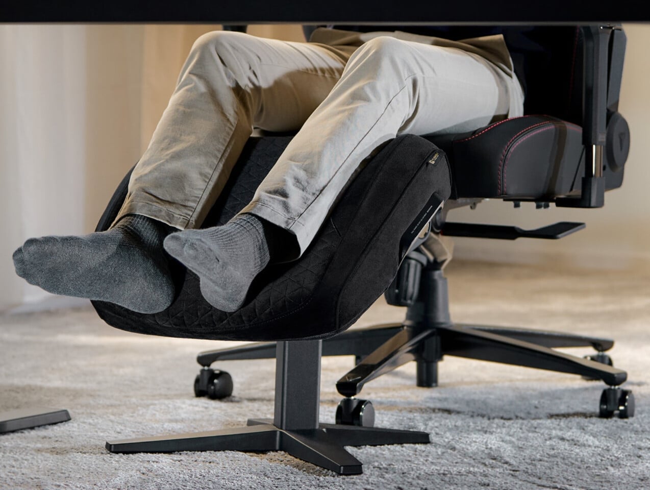 Secretlab unveils Otto: adjustable leg rest for Secretlab's family of ...
