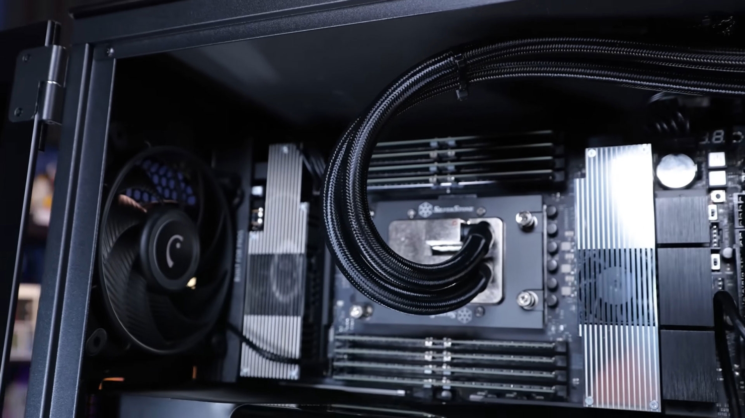 AMD Ryzen Threadripper PRO 9995WX runs 400 copies of Doom, 8 copies of ...