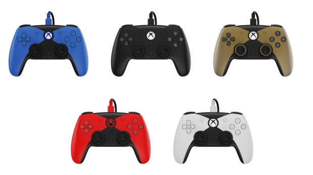 Hyperkin's The Competitor is an Xbox controller that looks just like ...